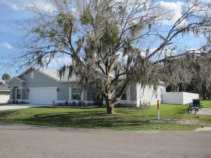 Sunset Serenity. 2 King/twin Beds/sofa. Golf Club - Palm Coast, FL
