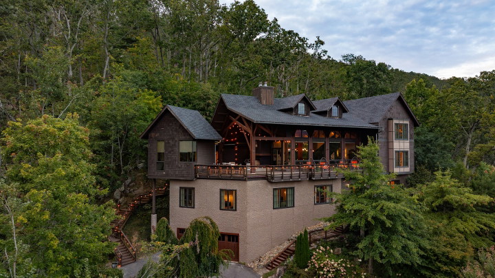 Ultimate Mountain Retreat - Views, Spa, Gym, Golf - Asheville, NC