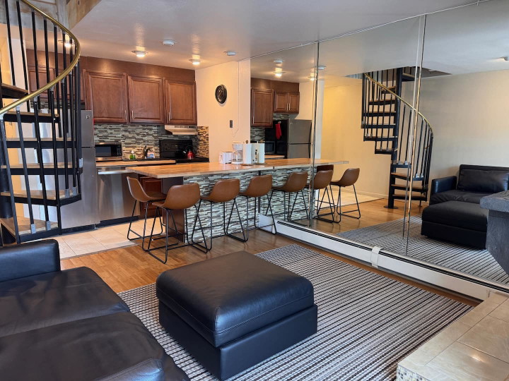 Heart Of Vail Village Condostudio+loft-wlk To Lift - Vail, CO