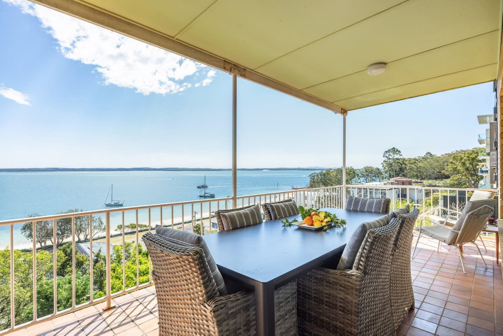 Holiday Home In Nelson Bay - Salamander Bay