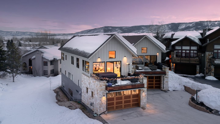 Hot Tub + Close To Skiing  Chalet Memoire - Steamboat Springs, CO