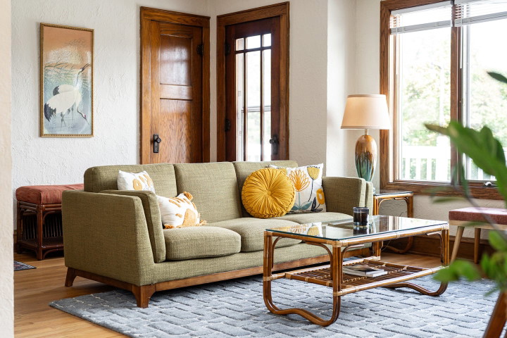New! Sunny Pet Friendly Upper Unit - Bay View - Milwaukee, WI