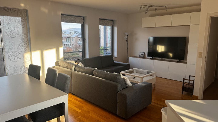 Bright Modern Apt In Lln+parking - Wavre