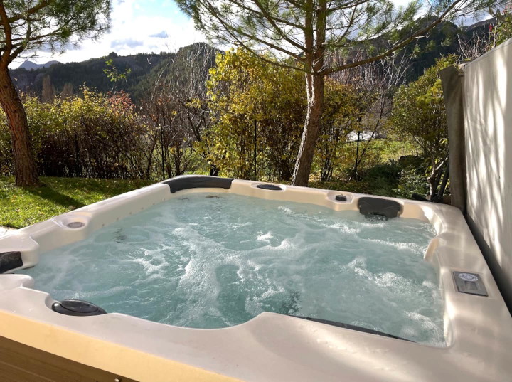 Gîte Avec Jacuzzi Privatif «&nbsp;Lubaye&nbsp;» - Savines-le-Lac