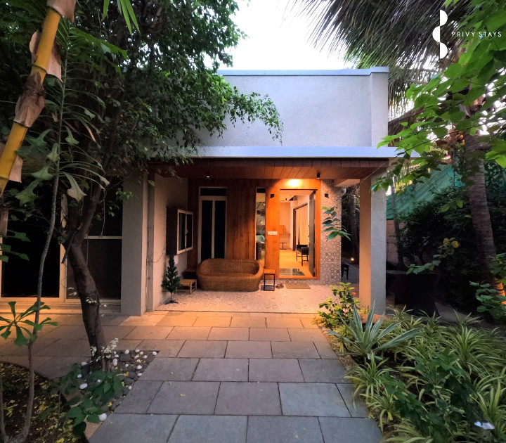 Privy Stays- Green Palm W/pool Pet-frie'ly Jacuzzi - Alibag