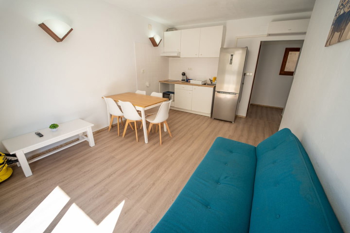 Spacious 2br Apartment With Kitchen  Sleeps 5 - Sant Antoni de Portmany