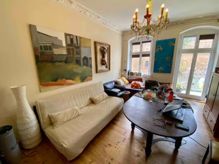 'Belle Etage' In The Heart Of A Vibrant Cultural Neighbourhood - Berlin