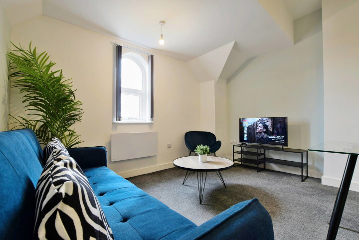 Free Parking | Short Walk To Salford Royal - Salford