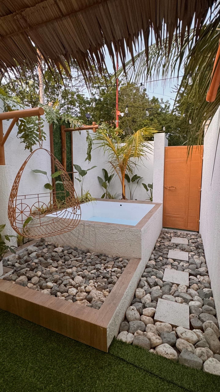 Babe Maison | Gated Unit With Private Pool - San Remigio