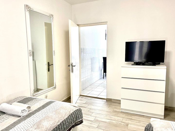 One Bedroom Apartment Monica With Garden View - Croatia