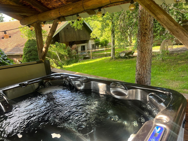 Charmante Ferme En Pleine Campagne Avec Jacuzzi - Doubs