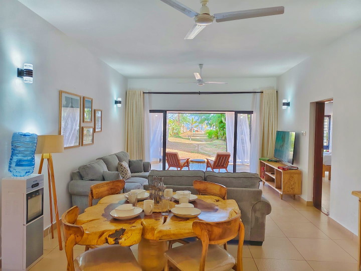 Aurelia Sands Beachfront Retreat With Pool & Ac - Kenya