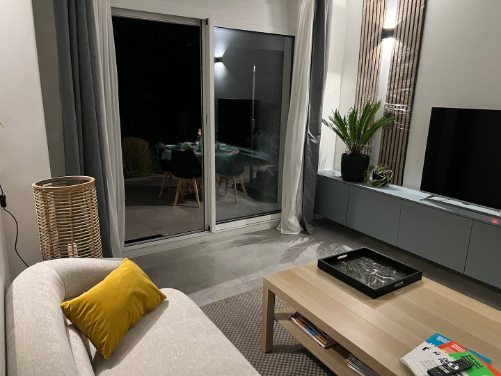 Maison 6 Pièces Refaite à Neuf - Évry