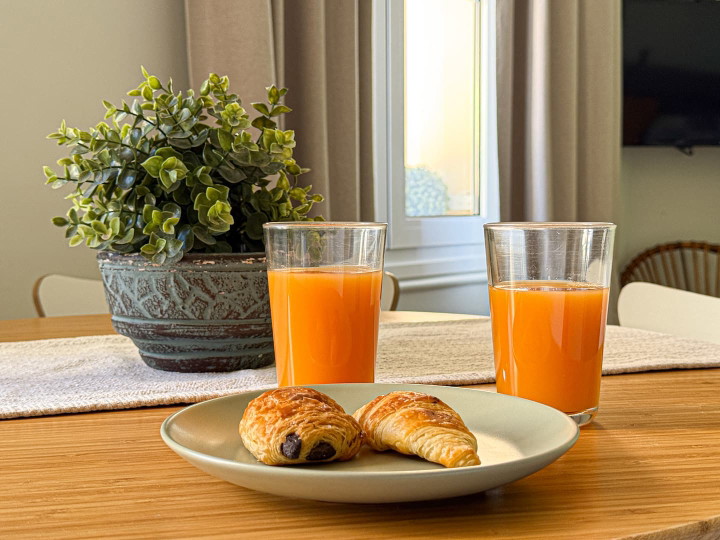 Two Renovated Rooms Within Walking Distance Of The Beaches And The Palace - Cannes