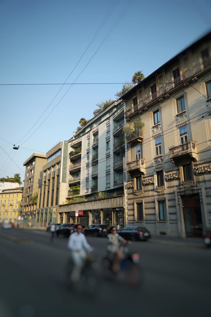 Four Bedroom Apartment In The Centre Of The City - Mediolan