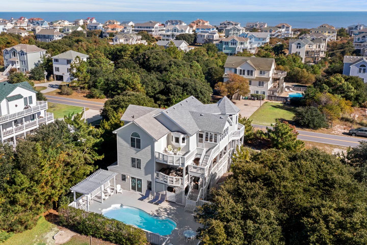 Toes On The Nose: Private Pool, Hot Tub, Rec Room - Corolla, NC