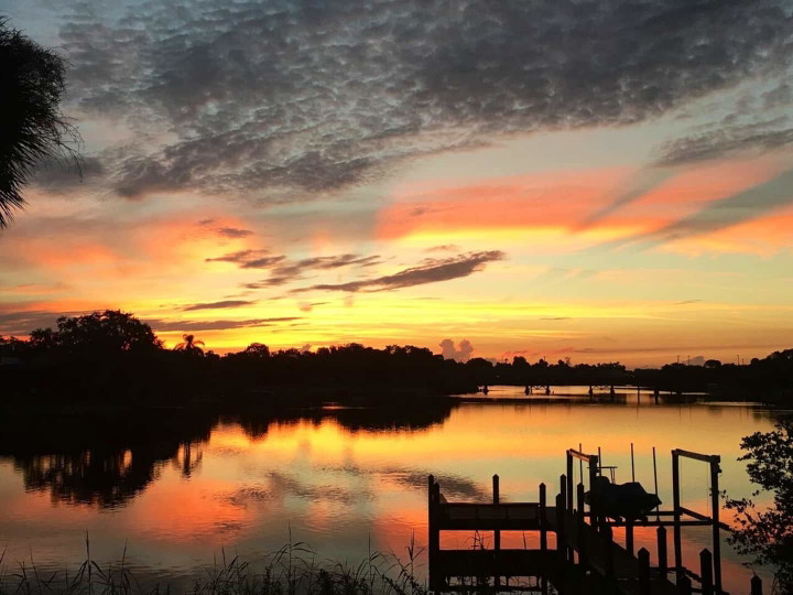 Manatee Point Cottage, Private Waterfront Getaway - Melbourne Beach, FL