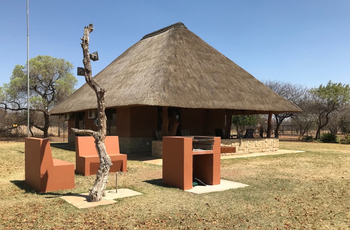 Hogs Guesthouse Family Unit - Hammanskraal