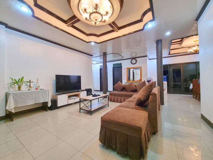 Spacious 4 Br - Located Along The Coastline - Tagbilaran City