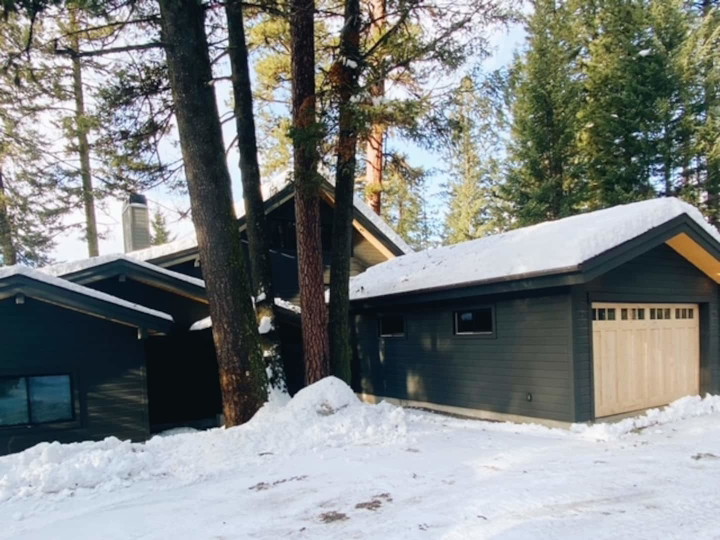 Ponderosa Park Lake House - Private Beach & Dock! - McCall, ID