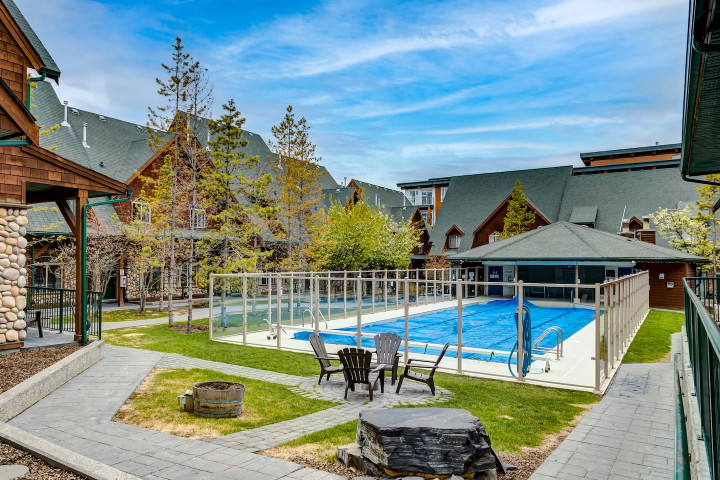 Hot Tub | Pool | Mountain Getaway | 2 Br - Canmore