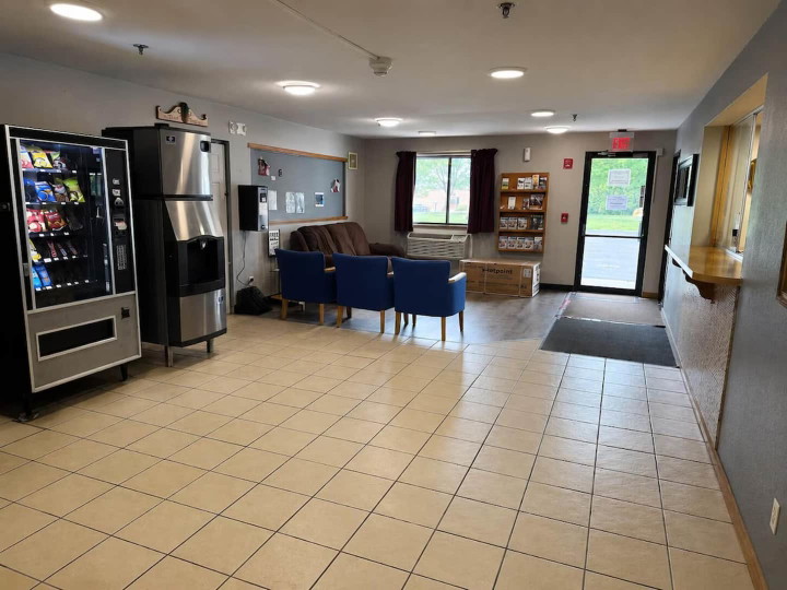Accessible Aux Personnes À Mobilité Réduite - Coldwater, MI