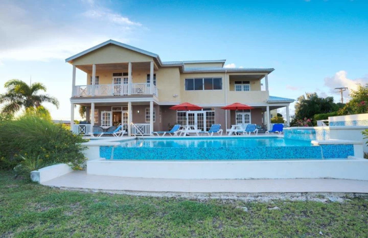 Beautiful 5 Bedroom Villa - Amazing Sea Views - Bridgetown