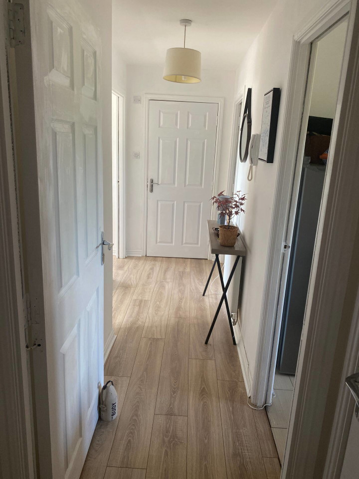Private Room By The Station - Motherwell