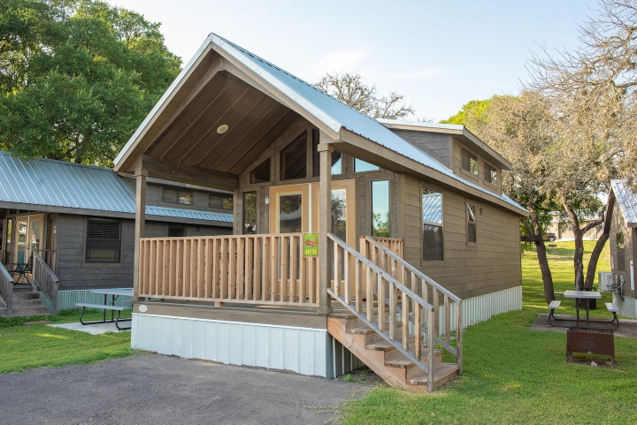 Wild West Cabin - Kerrville, TX
