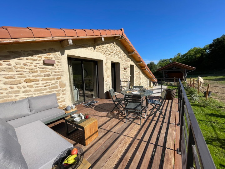 Gîte En Pierre 
- La Cabane à Foin - 
4 Personnes - Drôme