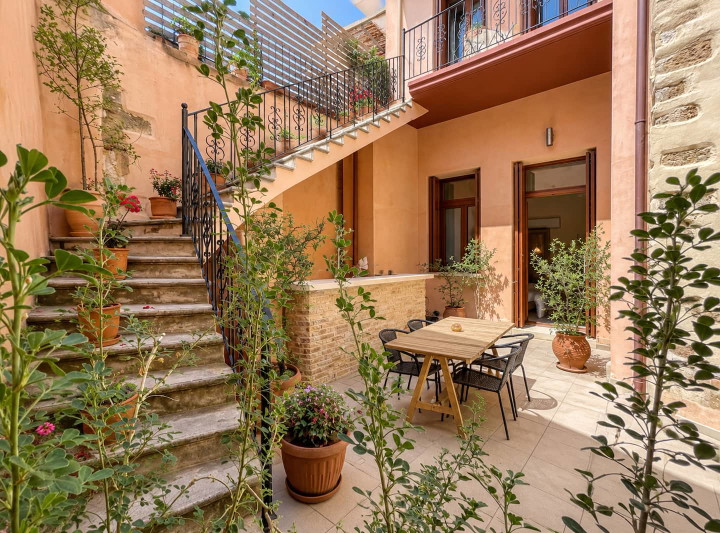 Private And Comfortable Zeus (Heart Of Old Town) - Chania