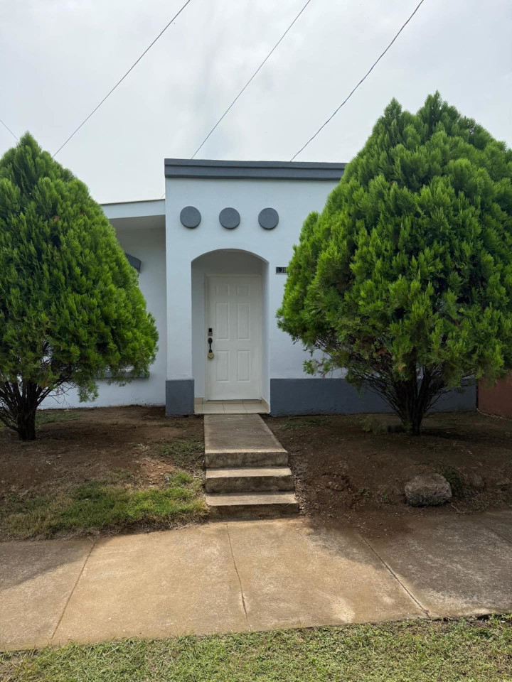 Home En Managua, Blanca Número #2 - Managua