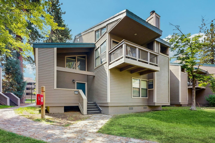 2br & Loft Townhome With Private Beach & Pools - Lake Tahoe
