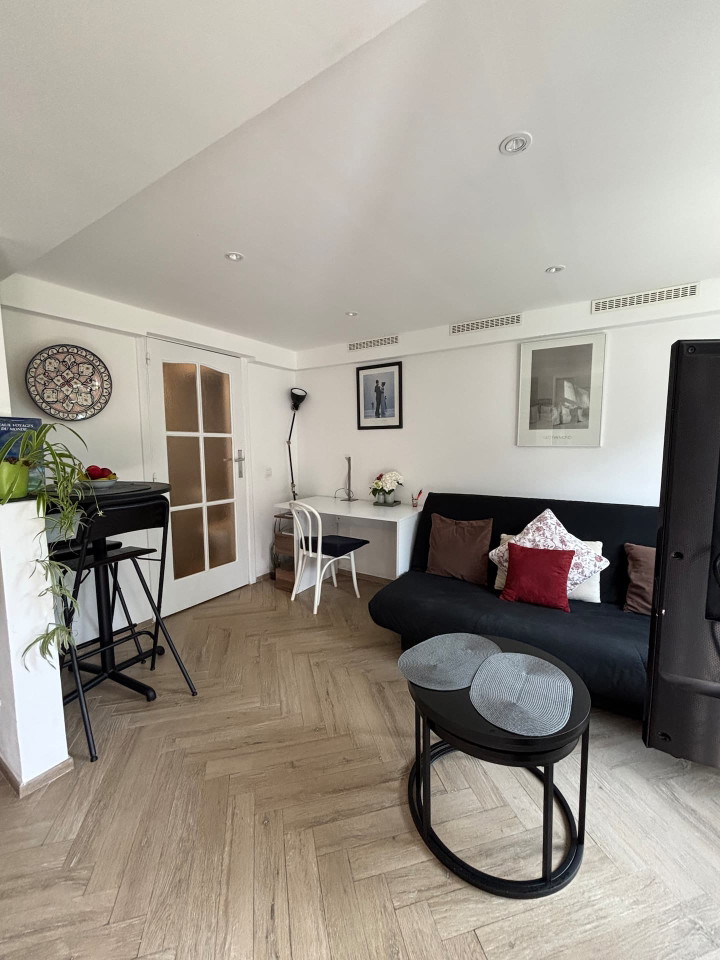 Accessible And Cozy Studio For Two - Etterbeek