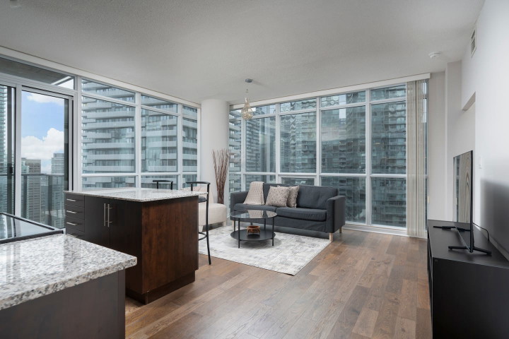 Monthly Discount! Downtown Toronto 2 Bed 2 Bath - Toronto