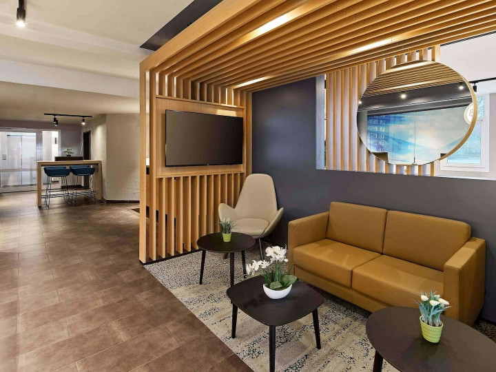 B&b Hotel Köln-airport - Cologne