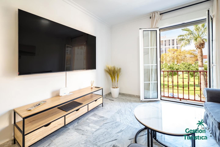 Modern Apartment In Downtown Huelva With Parking - Huelva