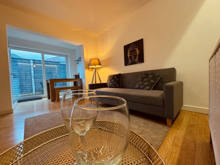 ⭐️Oxford⭐️ Modern Stylish Apartment Patio & Parking - Oxford