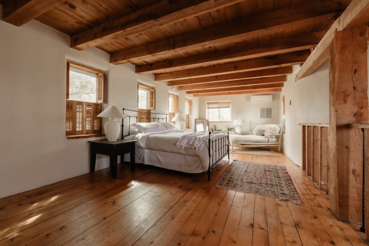 Adobe Casita W/ King Loft + Fireplace, N. Valley - Albuquerque, NM