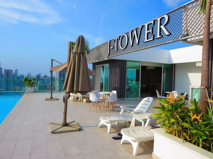 Modern Cosy Studio Condo 45sqm Convenient Area - Cambodia