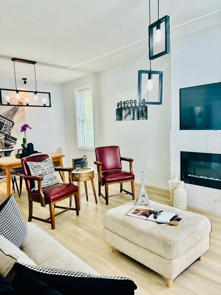 A Gem With An Amazing View Right On The Riverside - Windsor, Ontàrio, Canadà