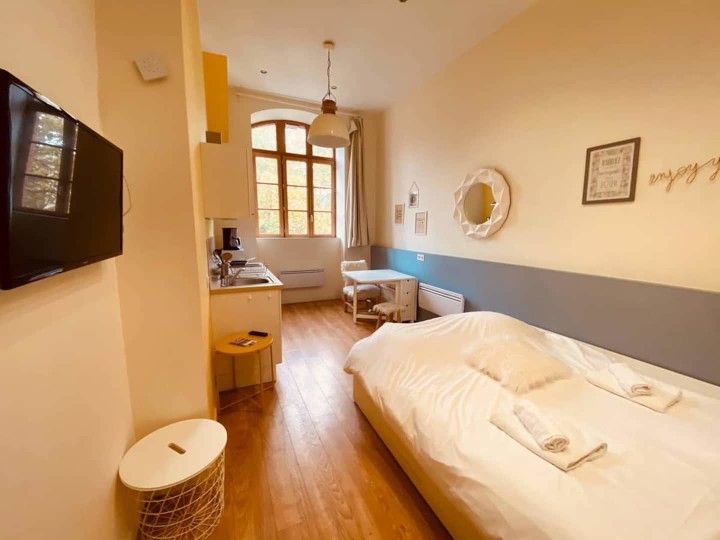 Stella  Sleeps 1  Wi-fi  Tv - Saint-Étienne