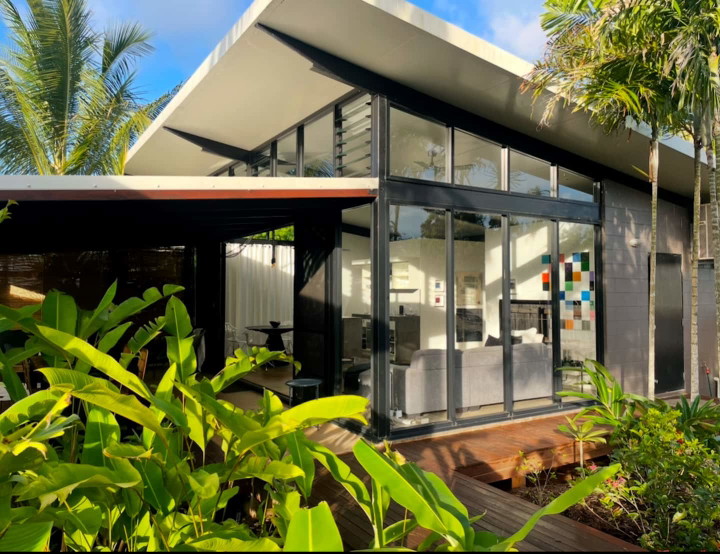Tropical Modernist Retreat - Queensland