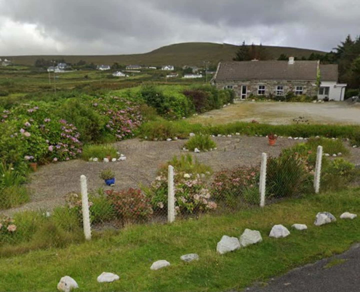 The Boley House - Entire Home With Lake View - Achill Island