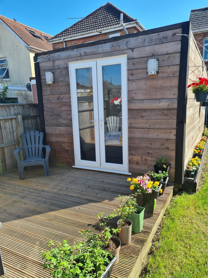 A Cabin In Poole. Dorset.
Lincoln Lodge - Poole
