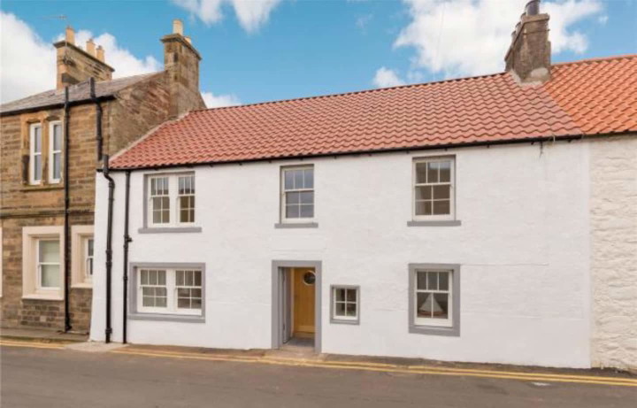 The Old Post Office Cottage Situated In Largo Bay - East Neuk