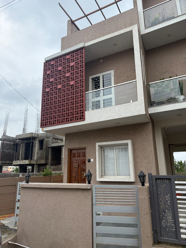 Earthen Home | 2bhk Bungalow Near Rankala Lake - Kolhapur