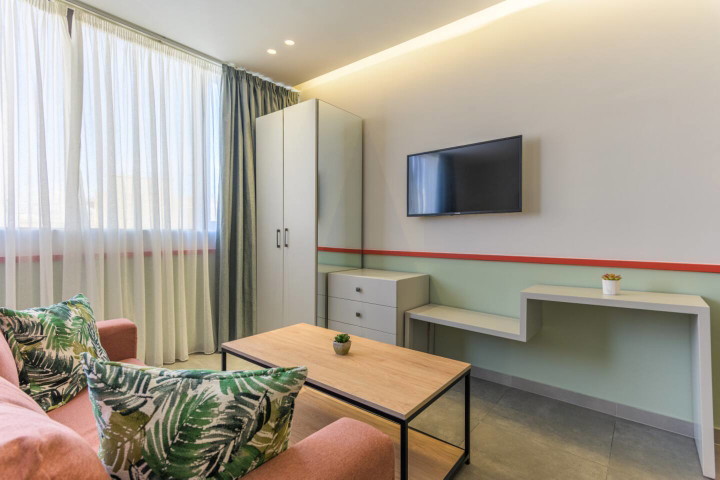 Le Gouraud 6b Studio In The Heart Of Gemayzeh - Beirut