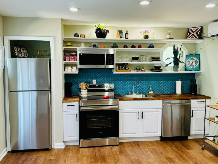 Just Updated Ground Floor One Bedroom Apartment - Smyrna, GA