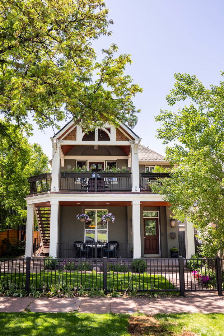 Private Entry Suite In Cole/rino Near Downtown -